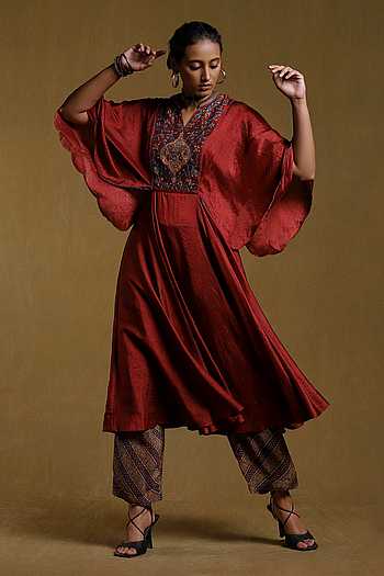 Buy Maroon Kurta Silk Print Mughal Bloom Mandarin Kulha With Paisley ...