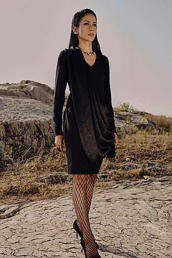 Buy Black Roma Drapes V Neck Asymmetric Dress For Women by Renasci ...