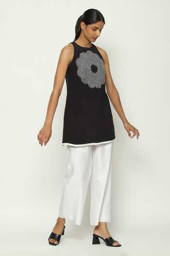 Buy Black Silk Crepe De Chine Embroidery Sequin Halter Neck Circlet ...