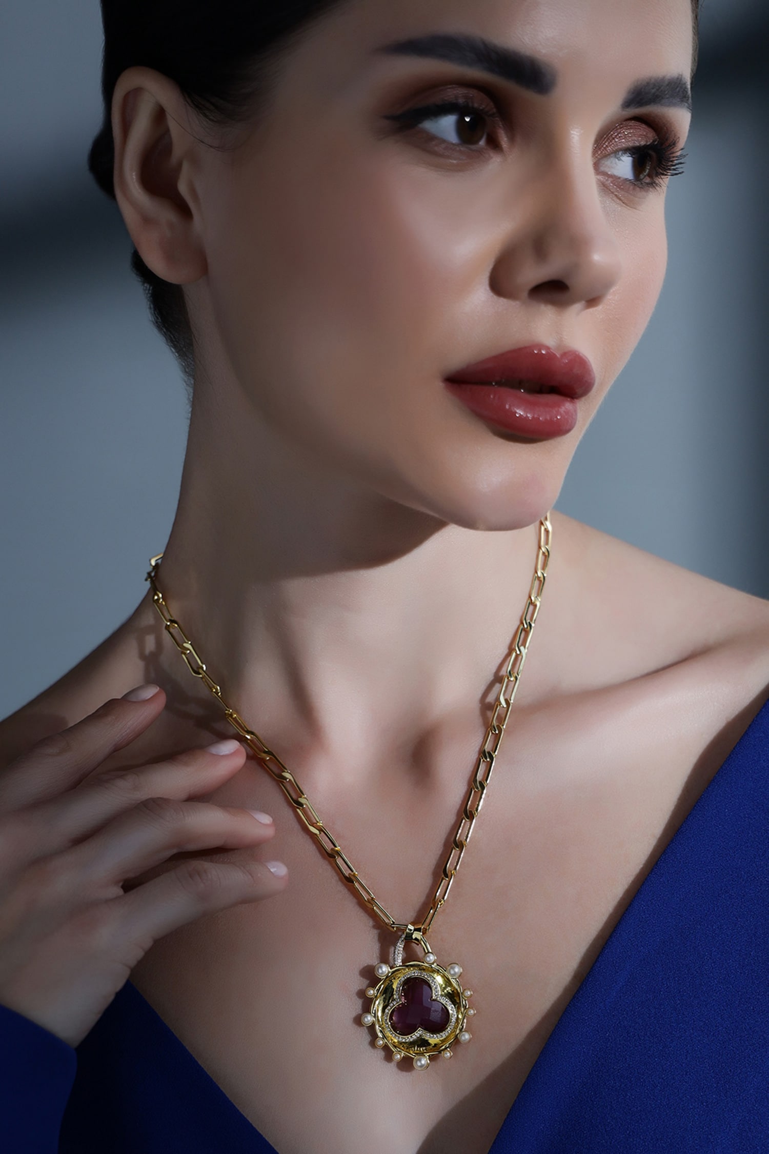 Buy Multi Color Stone Victrix Floral Carved Pendant Necklace by Shaze ...