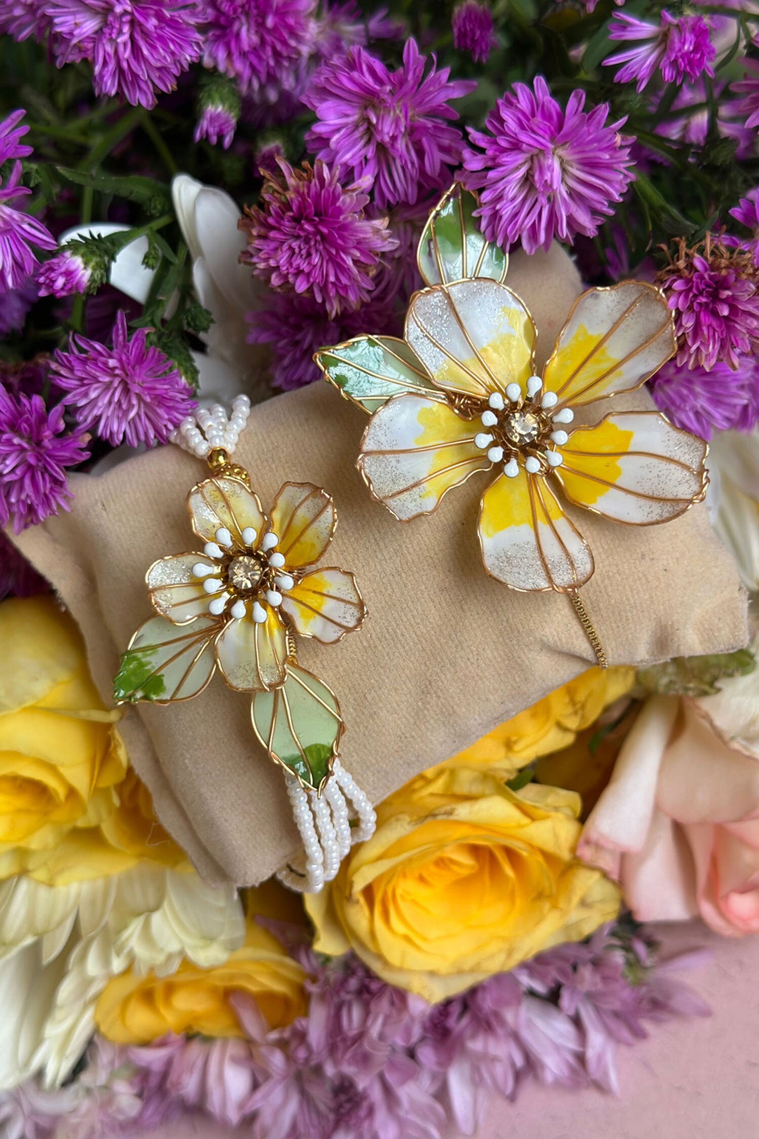 Buy White Flower Applique Work Lumba by Floristaa by mahek Online at ...