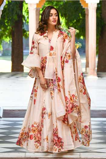 Buy Beige Chanderi Hand Embroidered Floral Blunt V Neck Print Lehenga ...