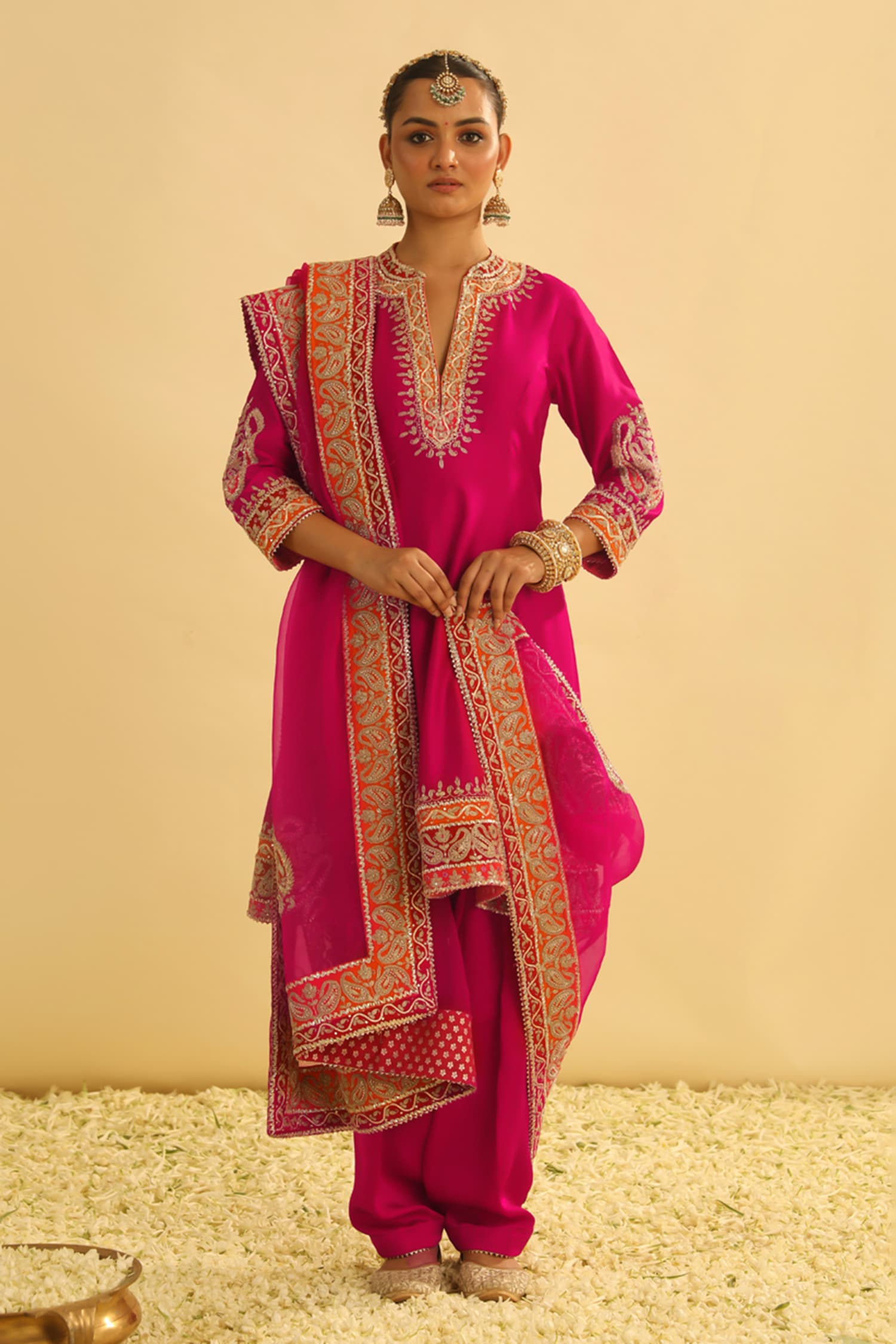 Buy Pink Kurta Silk Chanderi Embroidered Kundan Round Rayna Salwar Set ...