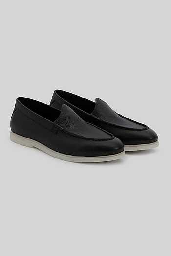 Buy Black Nagra Textured Floaters For Men by Nauvab Online at Aza Fashions.