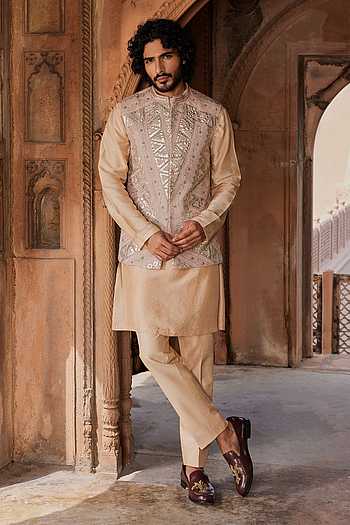 Buy Brown Tussar Silk Embellished Leather Patchwork Ibaadat Gota Bundi ...