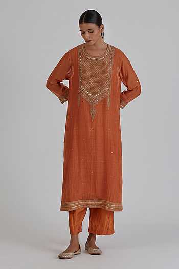 Buy Lajjoo C Orange Chanderi Viti Zardosi Embroidered Kurta And Pant ...