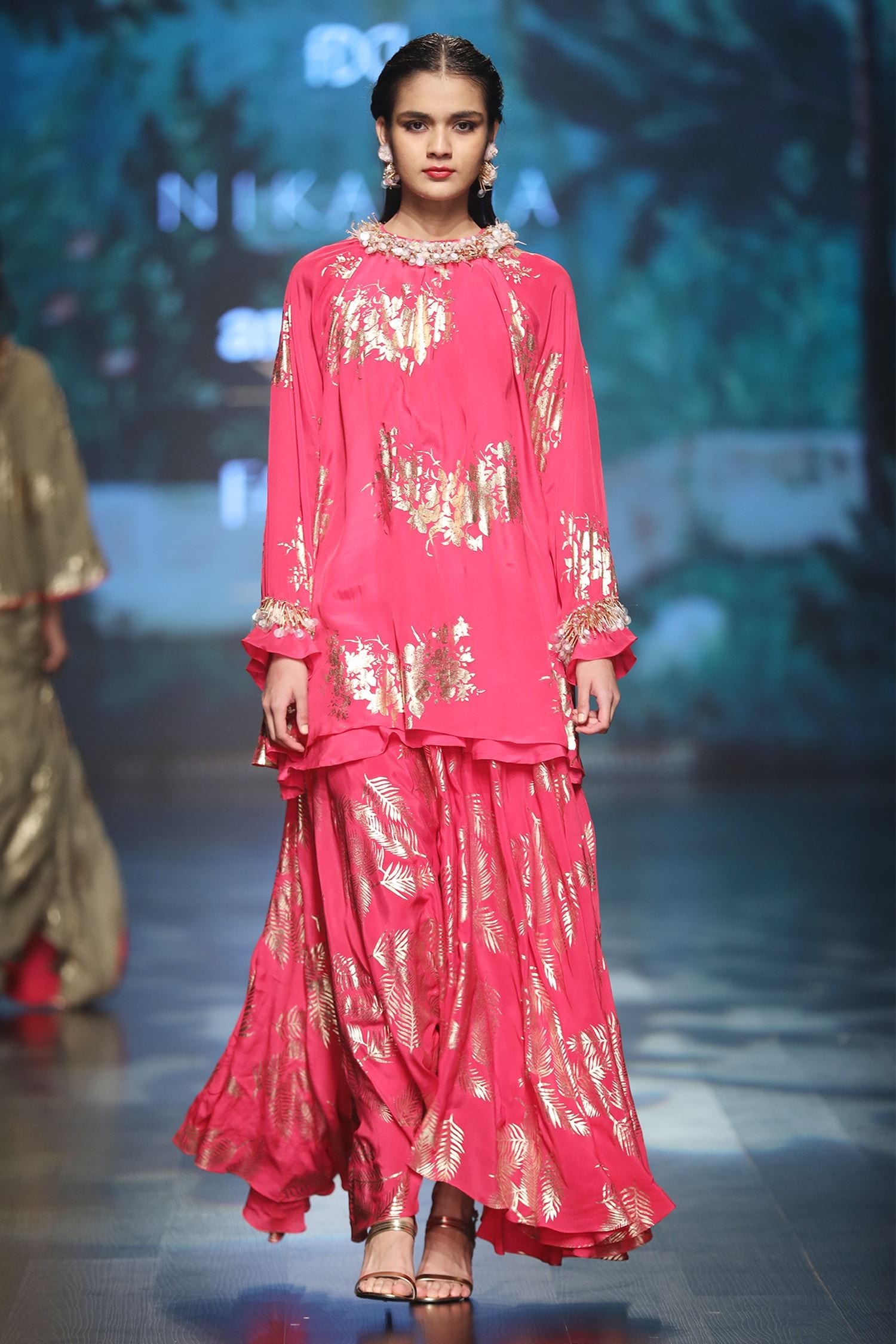 Buy Nikasha Red Foil Print Tunic With Skirt Online | Aza Fashions