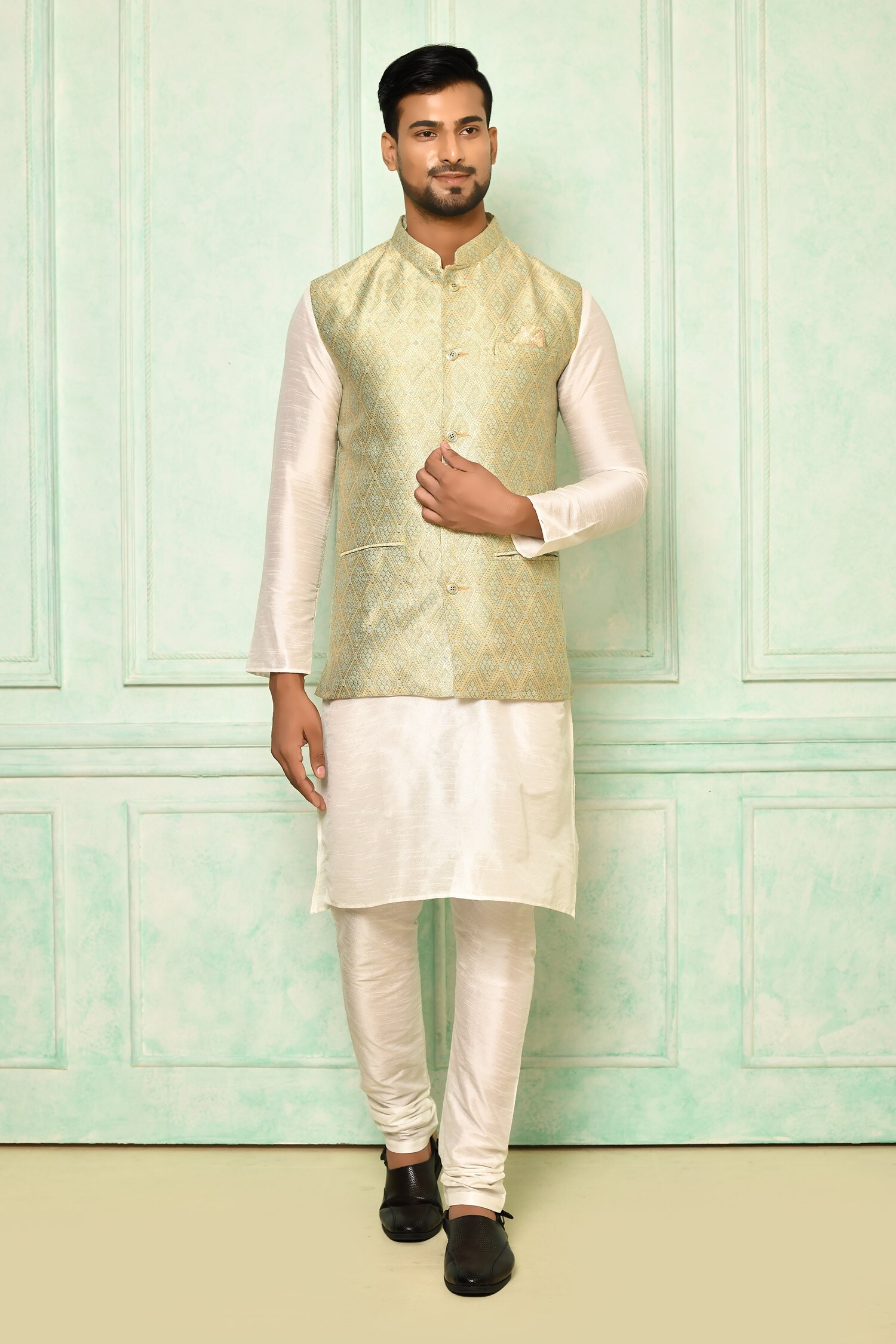 Buy Green Jacquard Embroidered Geometric Bundi For Men by Arihant Rai ...