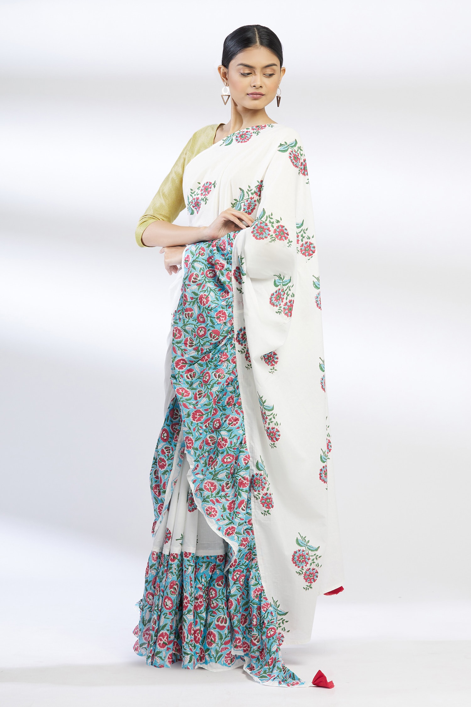 Buy Block Print Cotton Saree by Nazaakat by Samara Singh at Aza Fashions