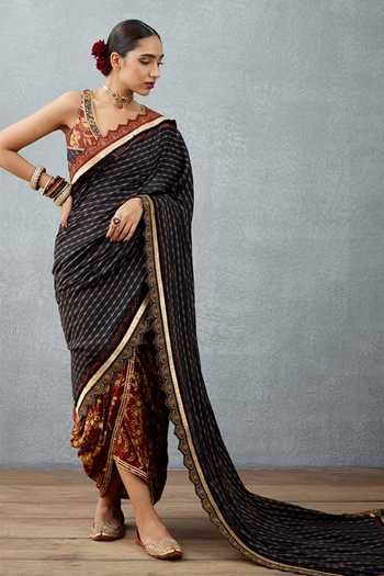 Buy Red Slub Silk Digital Print Bhagalpuri Gulnar Baano Pre-draped ...