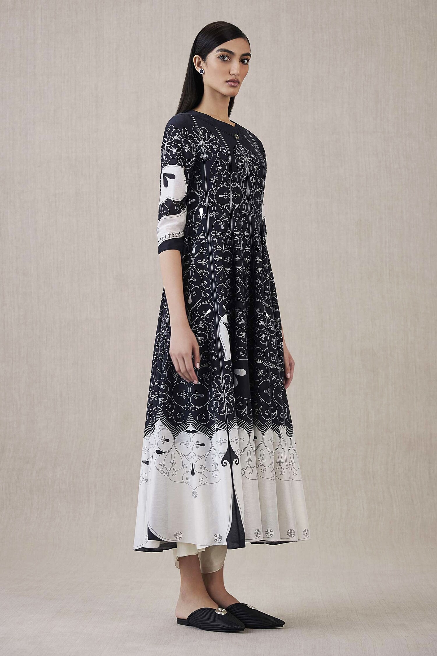 Buy AMPM Eimaan Anarkali Set Online | Aza Fashions