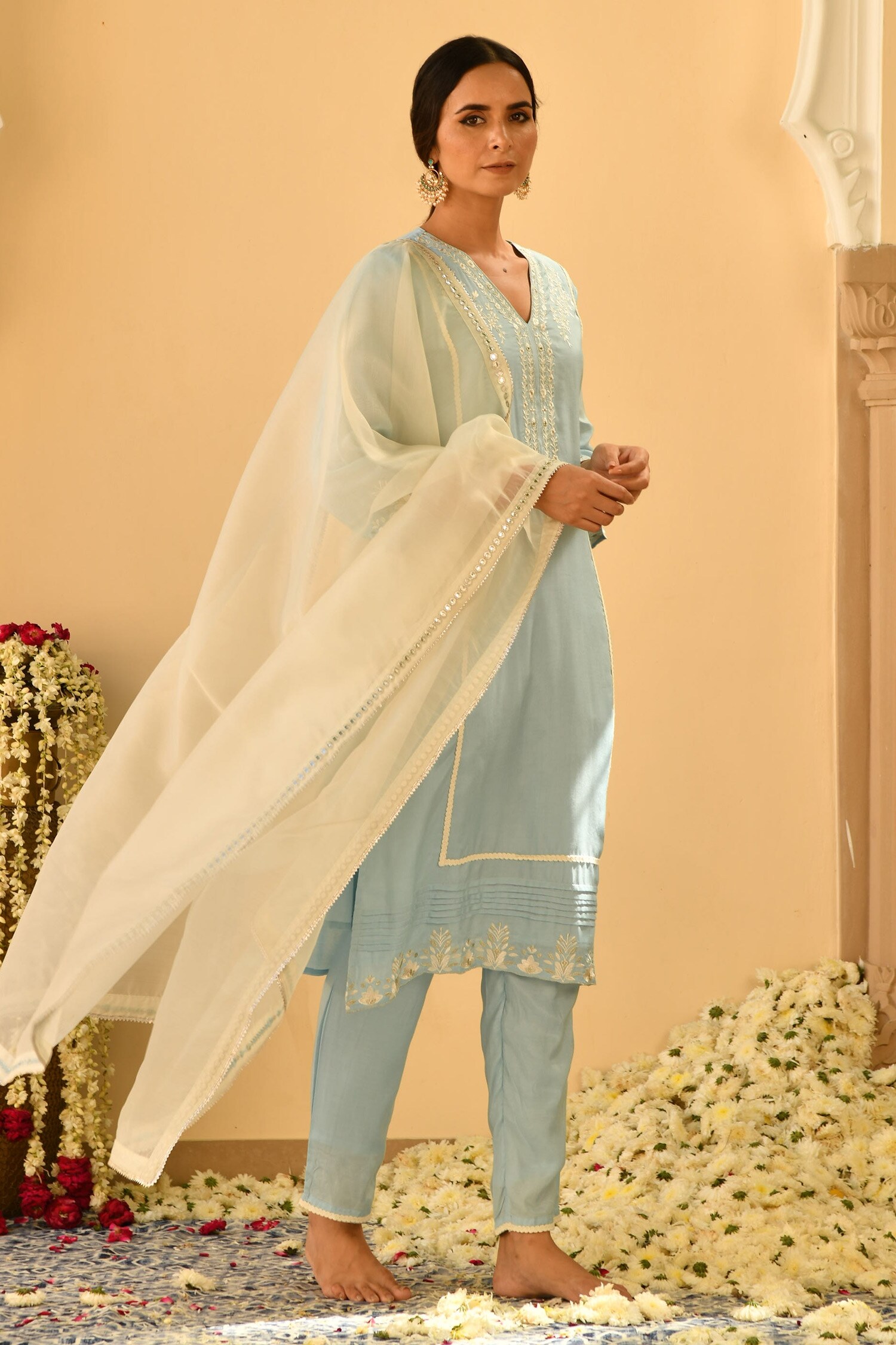 Buy Seher Jaipur Blue Muslin Silk Falak Floral Embroidered Kurta Pant ...