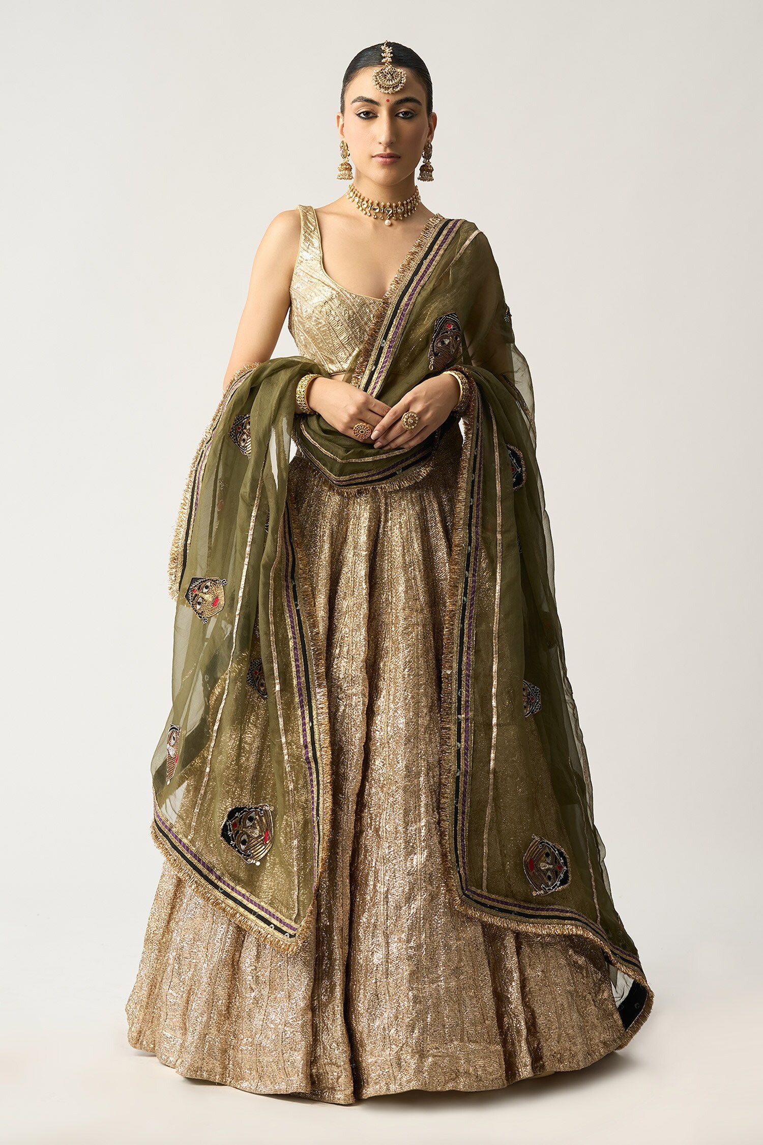 Buy Silver Lampi Scoop Neck Chandi Bridal Lehenga Set For Women by Itrh ...