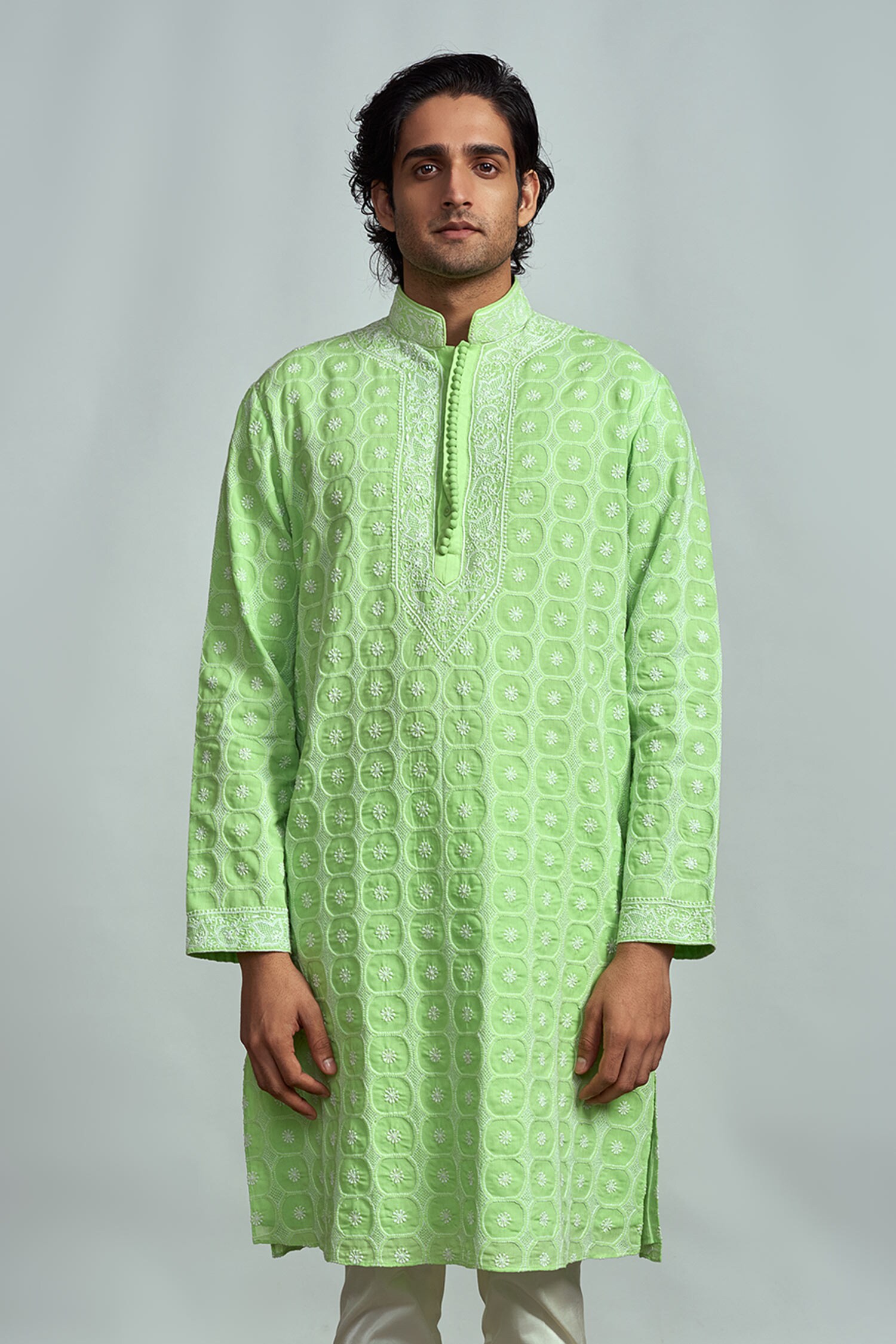 Buy Arjun Kilachand Green Mal Cotton Chikankari Embroidered Kurta ...
