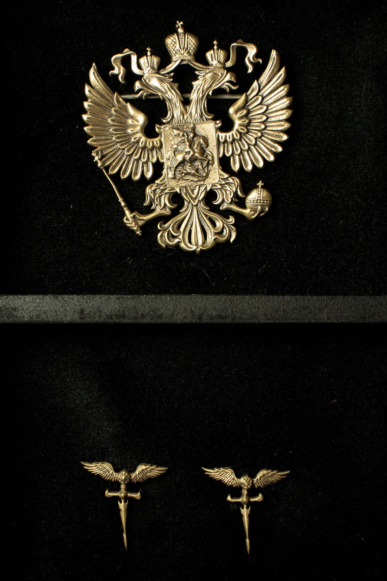 Buy Gold Phoenix Brooch And Roman Sword Collar Tips Set by Cosa Nostraa ...