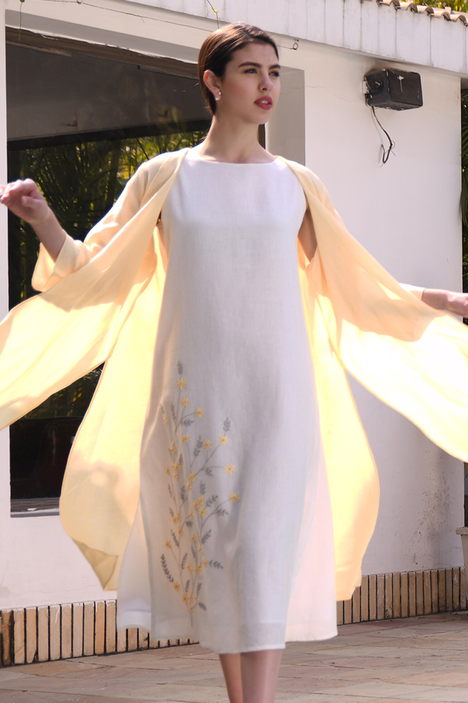 Buy Linen Bloom Peach Long Linen Jacket Online | Aza Fashions