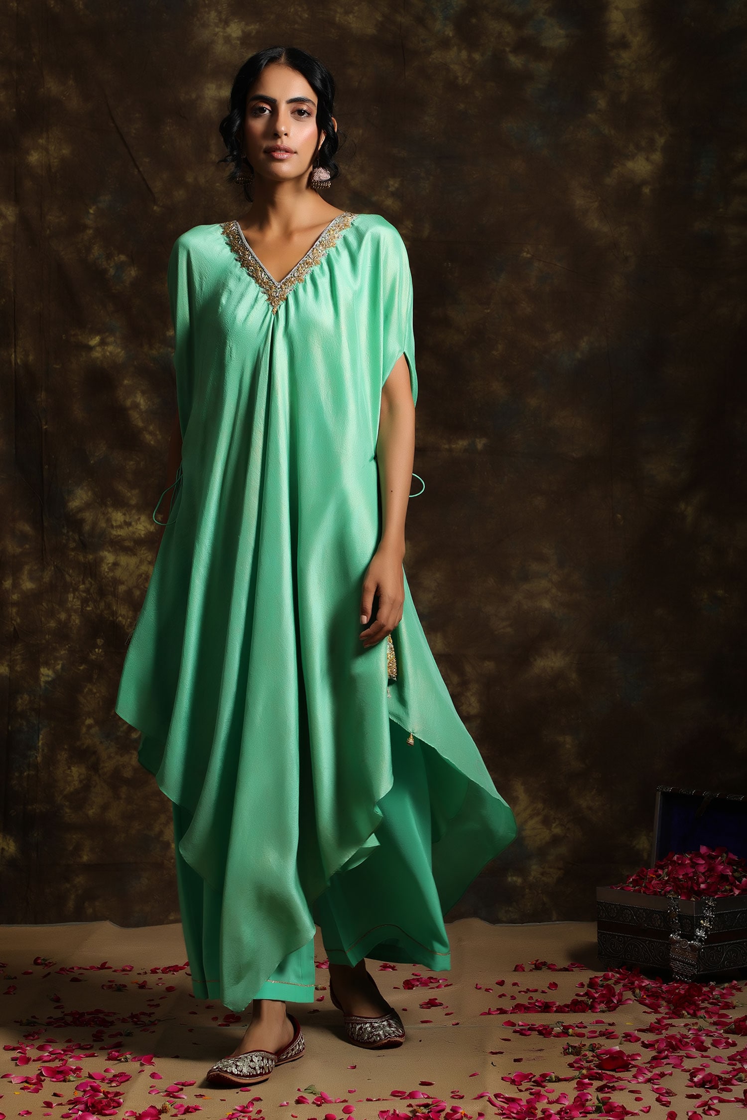 Buy Kanika Sharma Green Silk Asymmetric Kurta And Pant Set Online | Aza ...