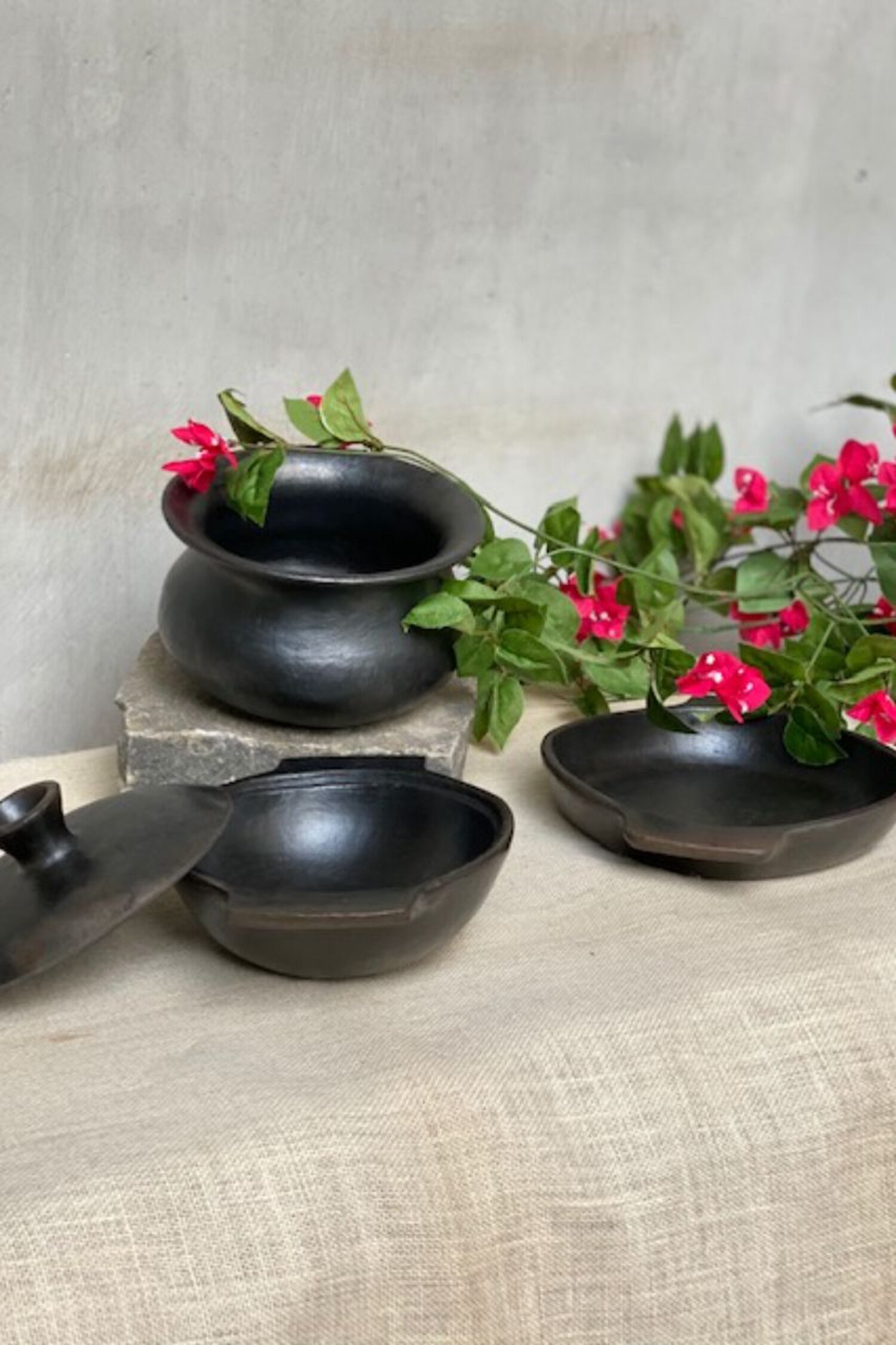Buy Firefly Stone Pottery Cookware (Set of 3) Online | Aza Fashions