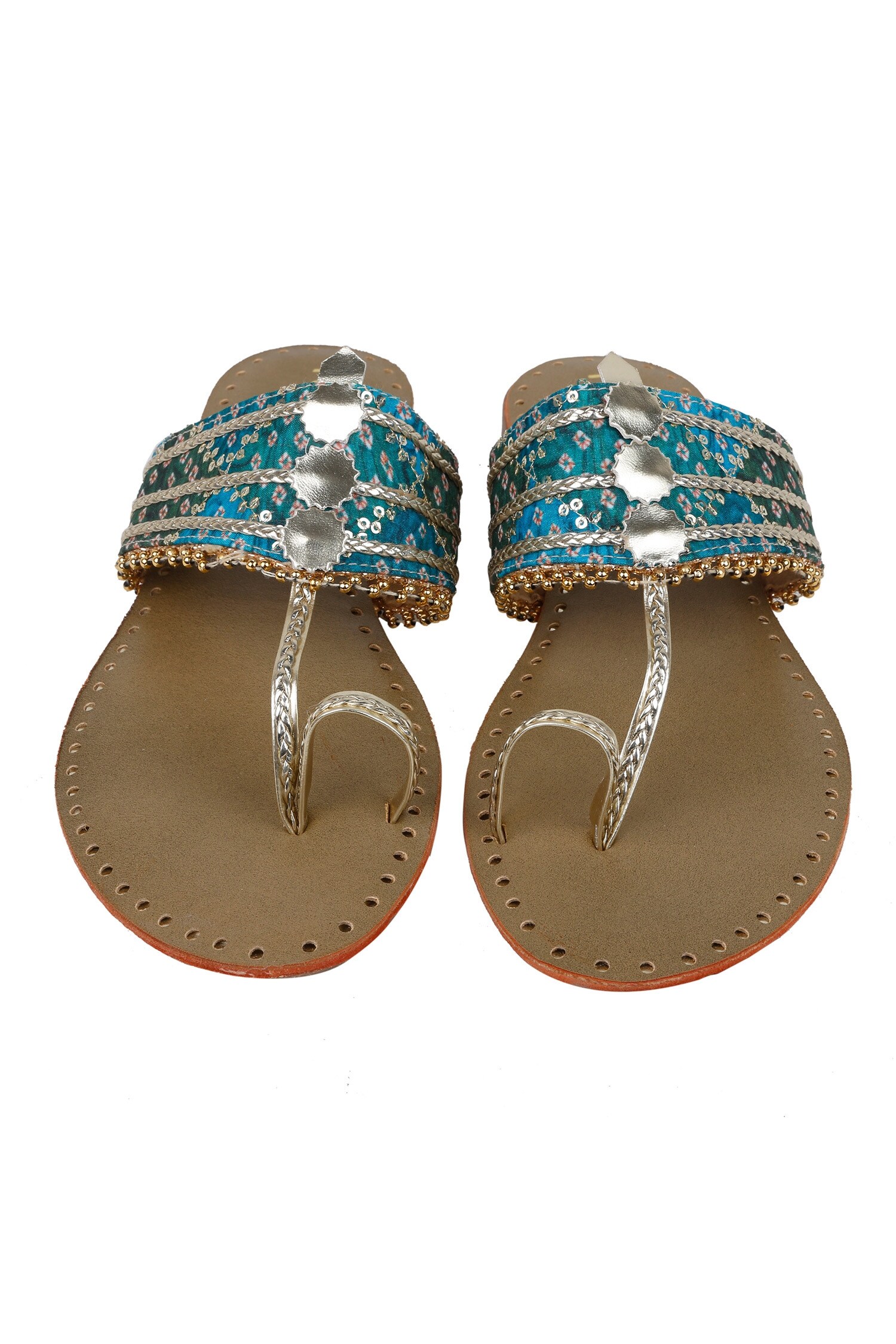 Buy Feetoes Shoes Green Bandhani Motif Kolhapuri Flats Online | Aza ...