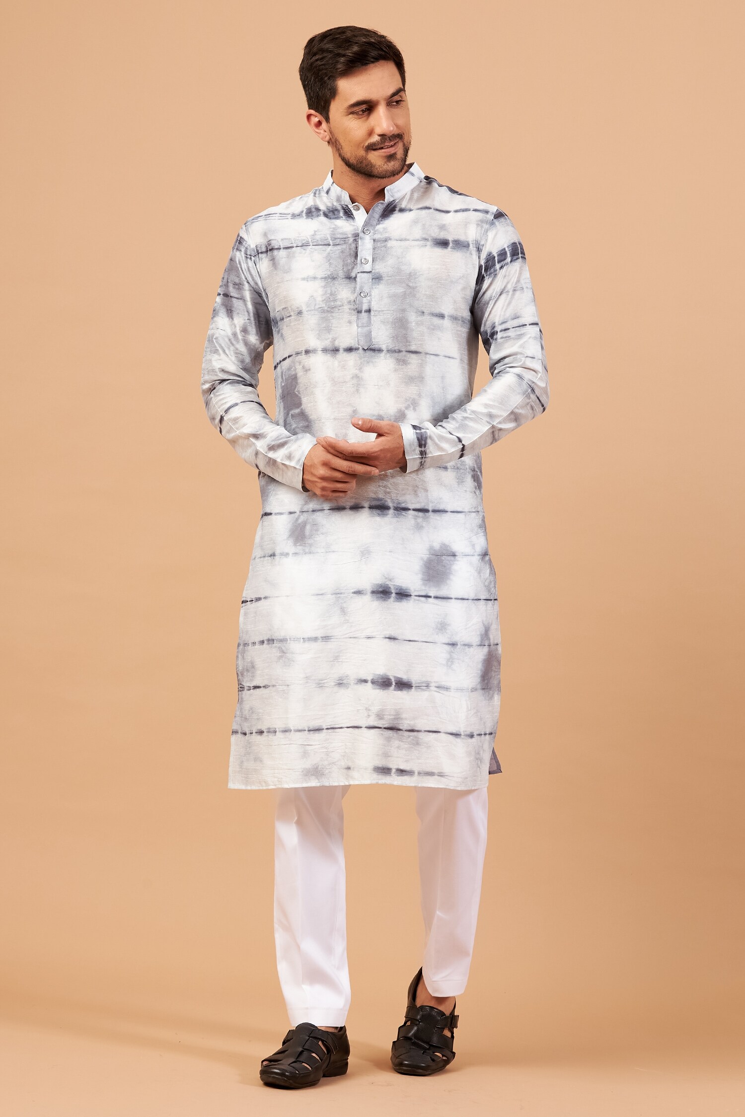 Buy Grey Semi Raw Silk Tie Dye Gretin Kurta For Men by Hilo Design ...