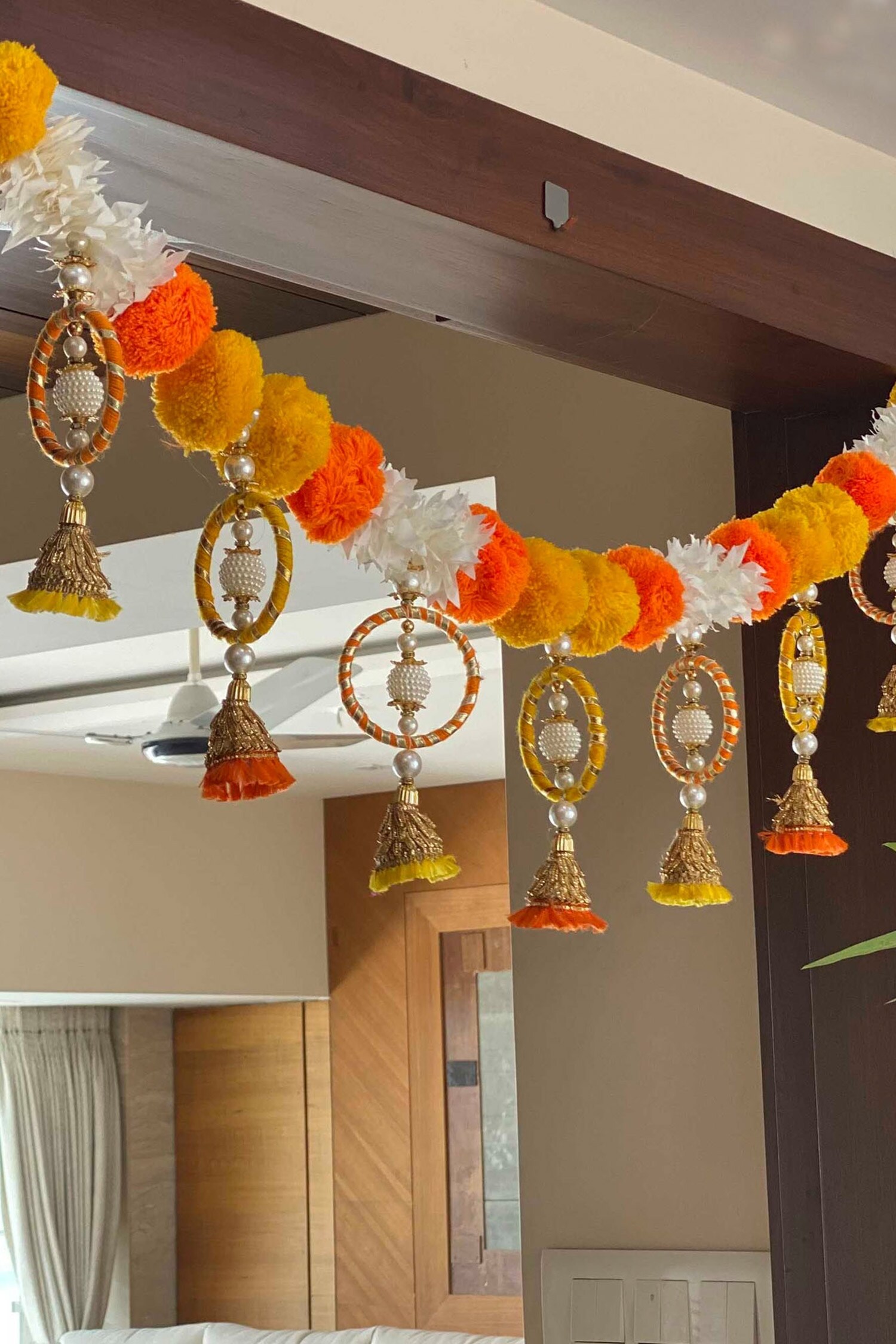 Mason Home Festive Floral Toran