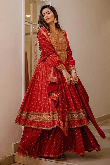 Buy Red Silk Round Bandhani Anarkali Set For Women by RI.Ritu Kumar ...