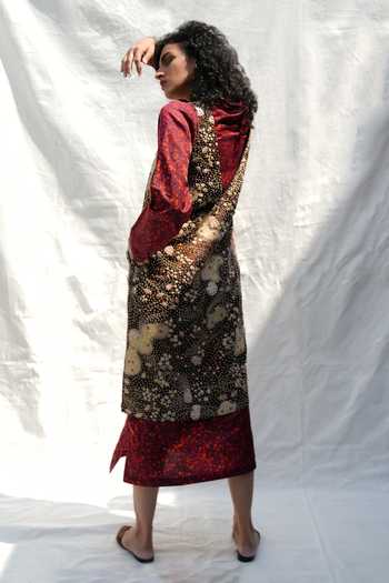 Buy TIL Brown Cotton Silk Satin Tucana Shift Dress Online | Aza Fashions