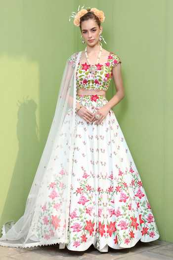 Buy Keerthi Kadire White Silk Embroidered Lehenga Set Online | Aza Fashions