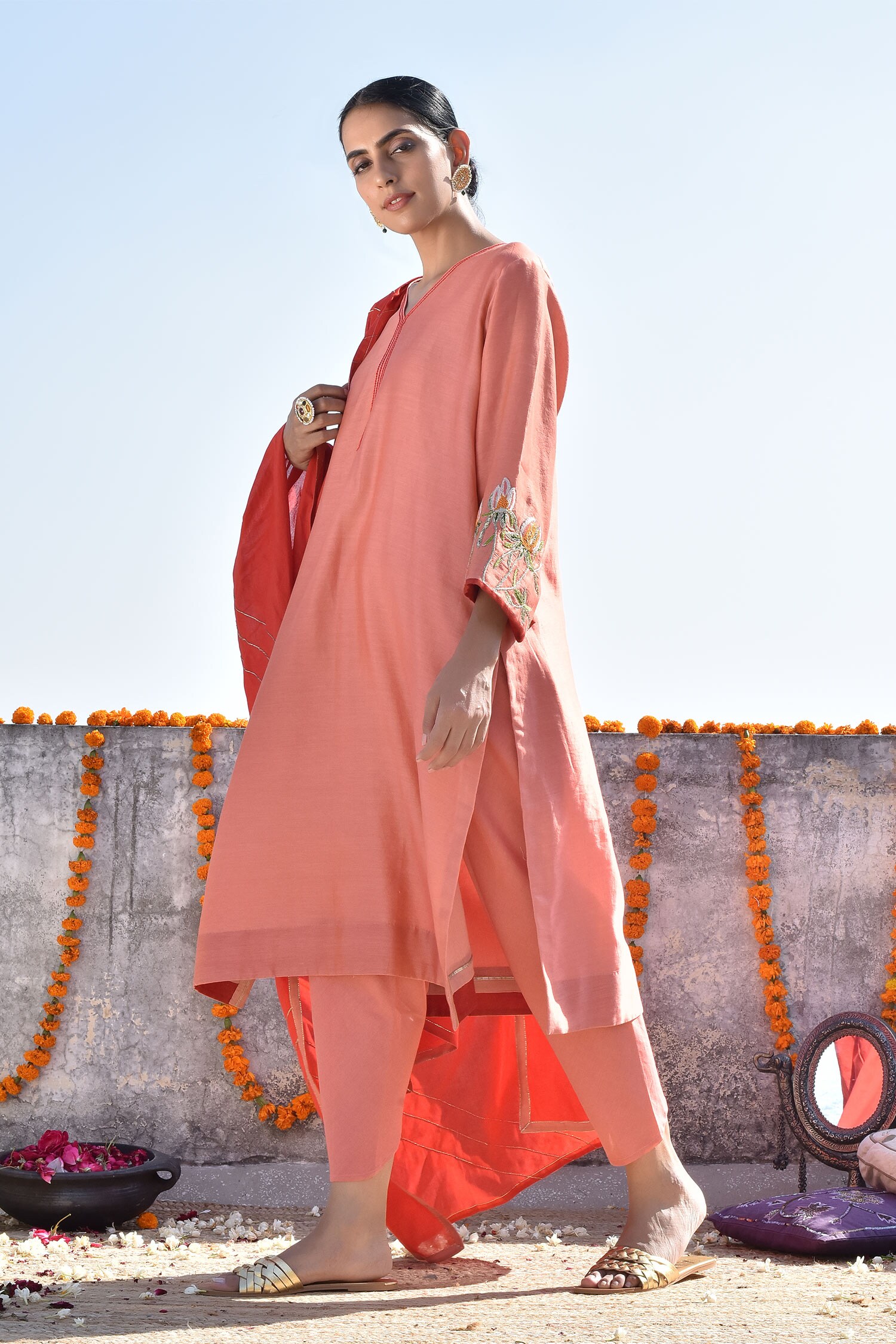 Buy Kanika Sharma Pink Chanderi Kurta Set Online | Aza Fashions
