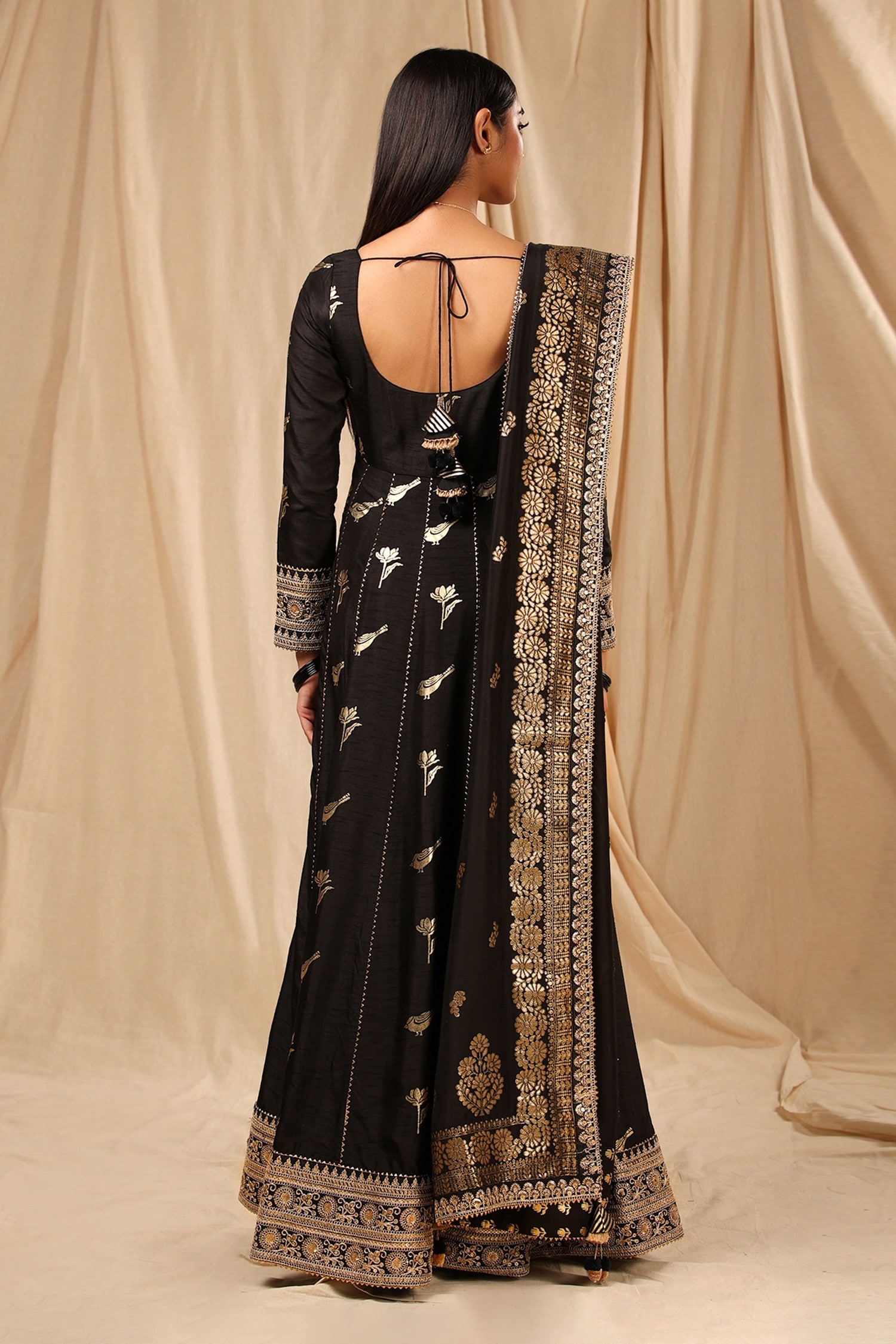 Buy Masaba Black Raw Silk Vintage Fiona Foil Print Anarkali Set Online ...