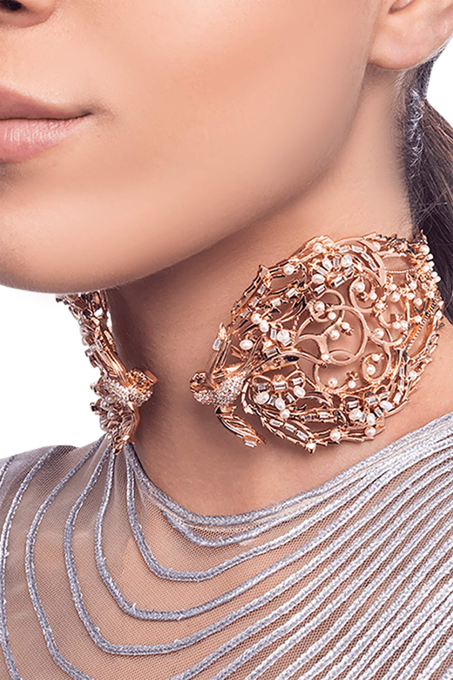 Buy Outhouse Lophorina Open Choker Necklace Online | Aza Fashions