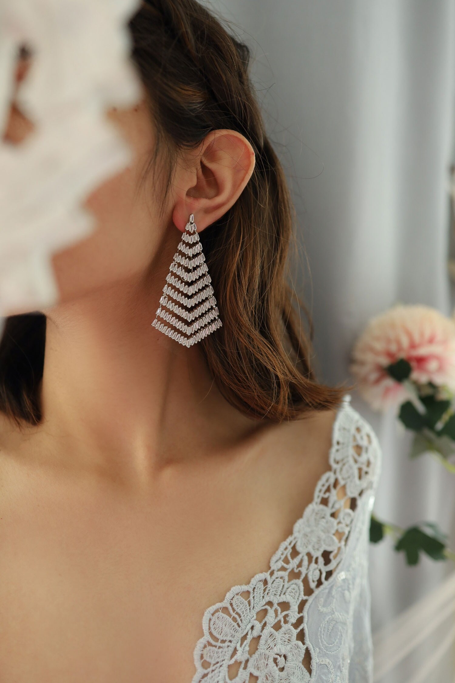 Buy Phiroza Cutwork Statement Earring Online | Aza Fashions