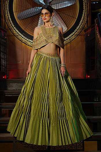Buy Reeti Arneja Green Silk Pleated Lehenga Set Online | Aza Fashions