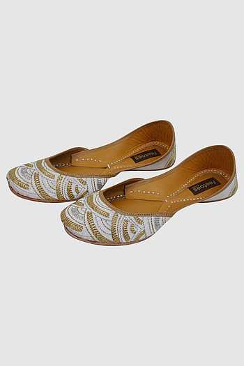 Buy White Embroidered Juttis by Feetoes Shoes Online at Aza Fashions.