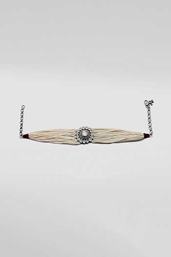 Buy Sangeeta Boochra X Deme Arzu Pearl Choker Necklace Online | Aza ...