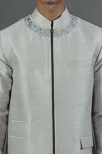 Buy Mitesh Lodha Silk Front-Zipper Nehru Jacket Online | Aza Fashions