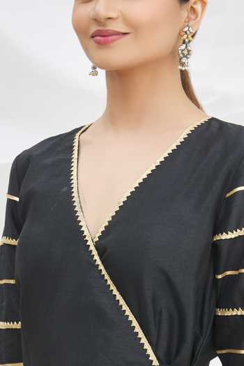 Buy Samyukta Singhania Angarkha Kurta & Pant Set Online | Aza Fashions
