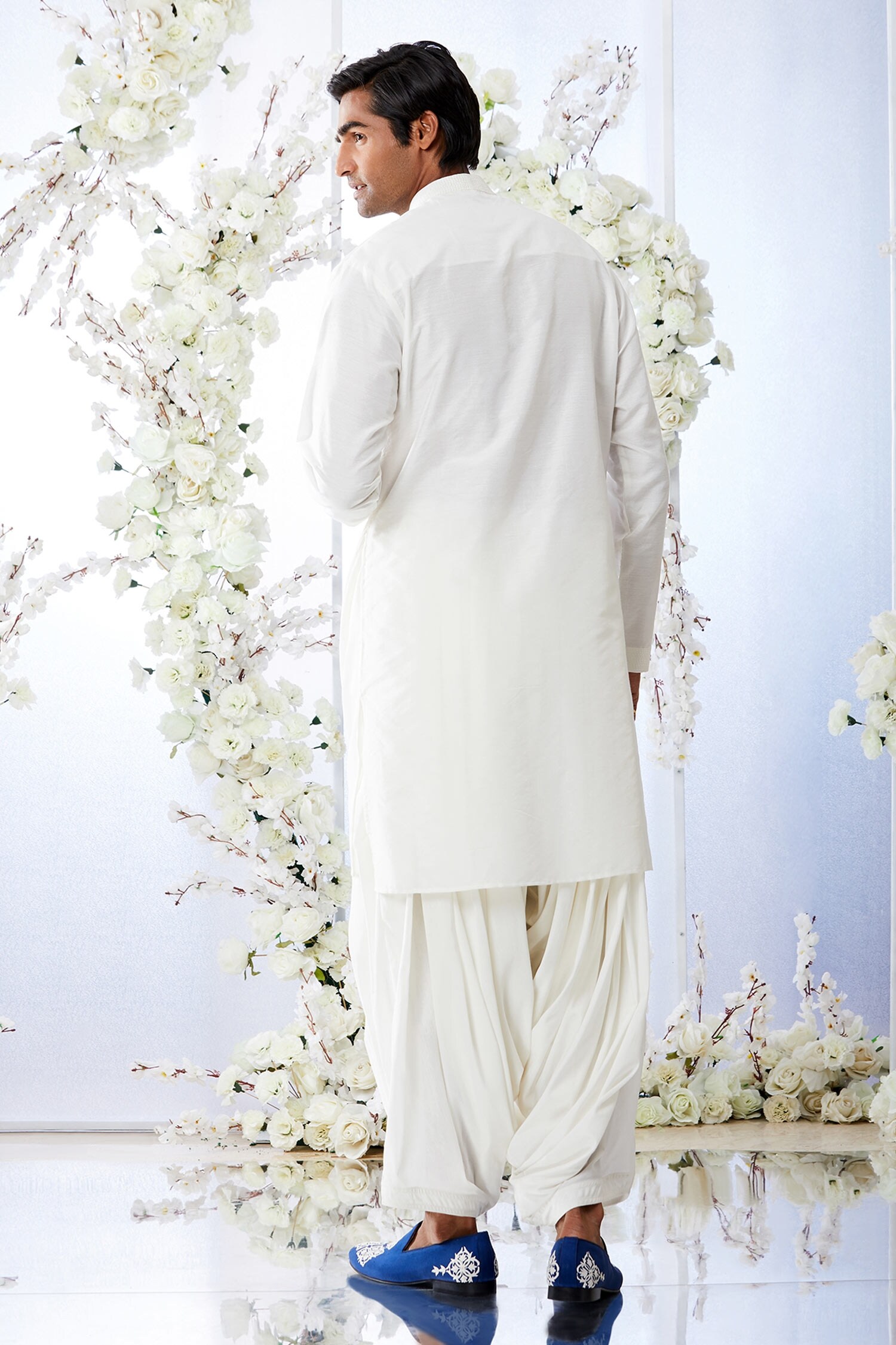 Buy Seema Gujral- Men Blue Raw Silk Aari Work Front Open Sherwani Set ...