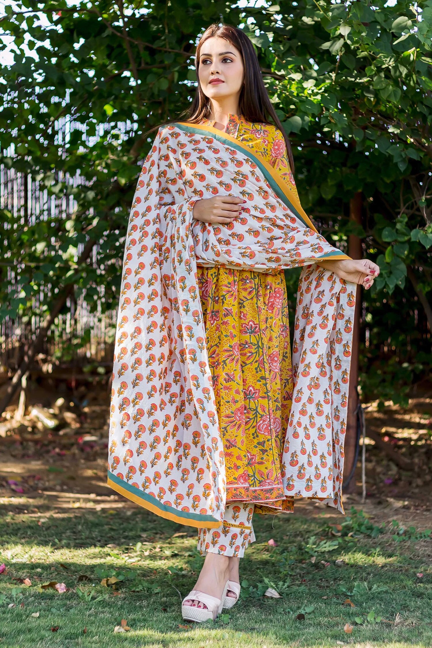 Buy Yellow Cotton Printed Zardozi Collared Neck Hand Block Anarkali Set ...