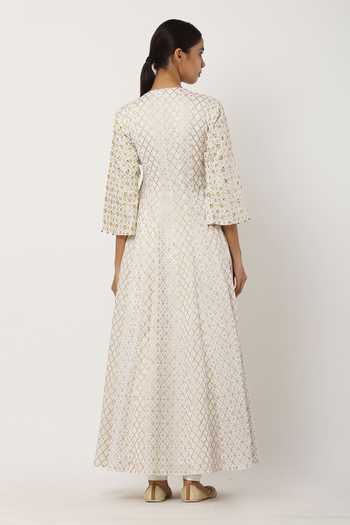 Buy Seema Nanda White Cotton Mul Angarkha Set Online | Aza Fashions