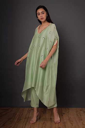 Buy Green Chanderi V Neck Kurta And Pant Set For Women by Shikha Mehta ...
