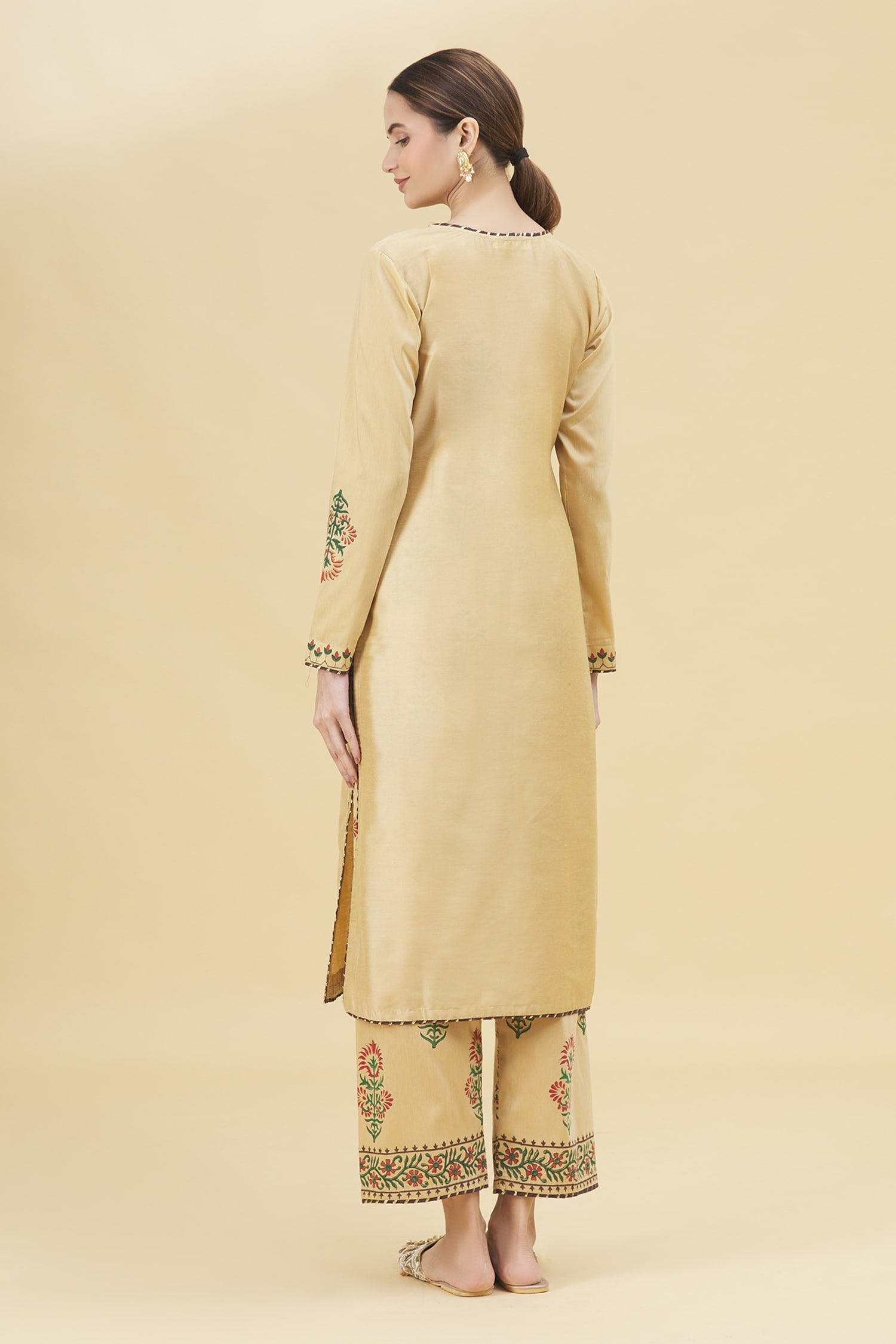 Buy Samyukta Singhania Beige Cotton Silk Hand Block Print Kurta Set ...