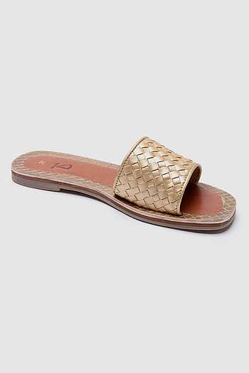 Buy Tissr Gold Leather Metallic Textured Strap Sliders Online | Aza ...