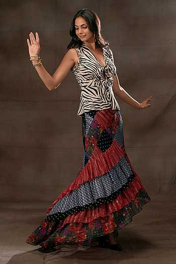 Buy Verb by Pallavi Singhee White Cotton Animal Print Top And Skirt Set ...