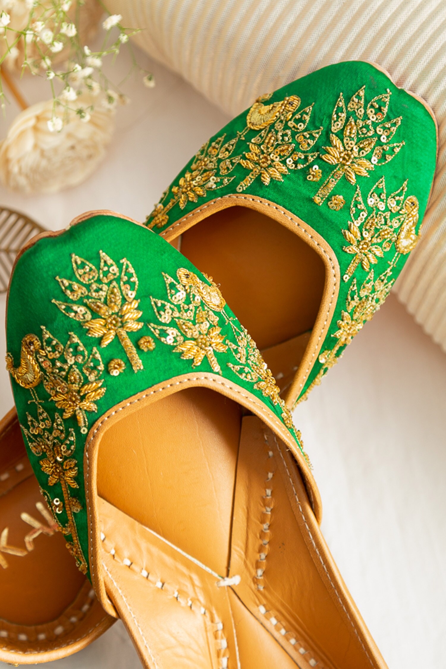 Buy Kala India Green Masakali Bird Embroidered Juttis Online | Aza Fashions