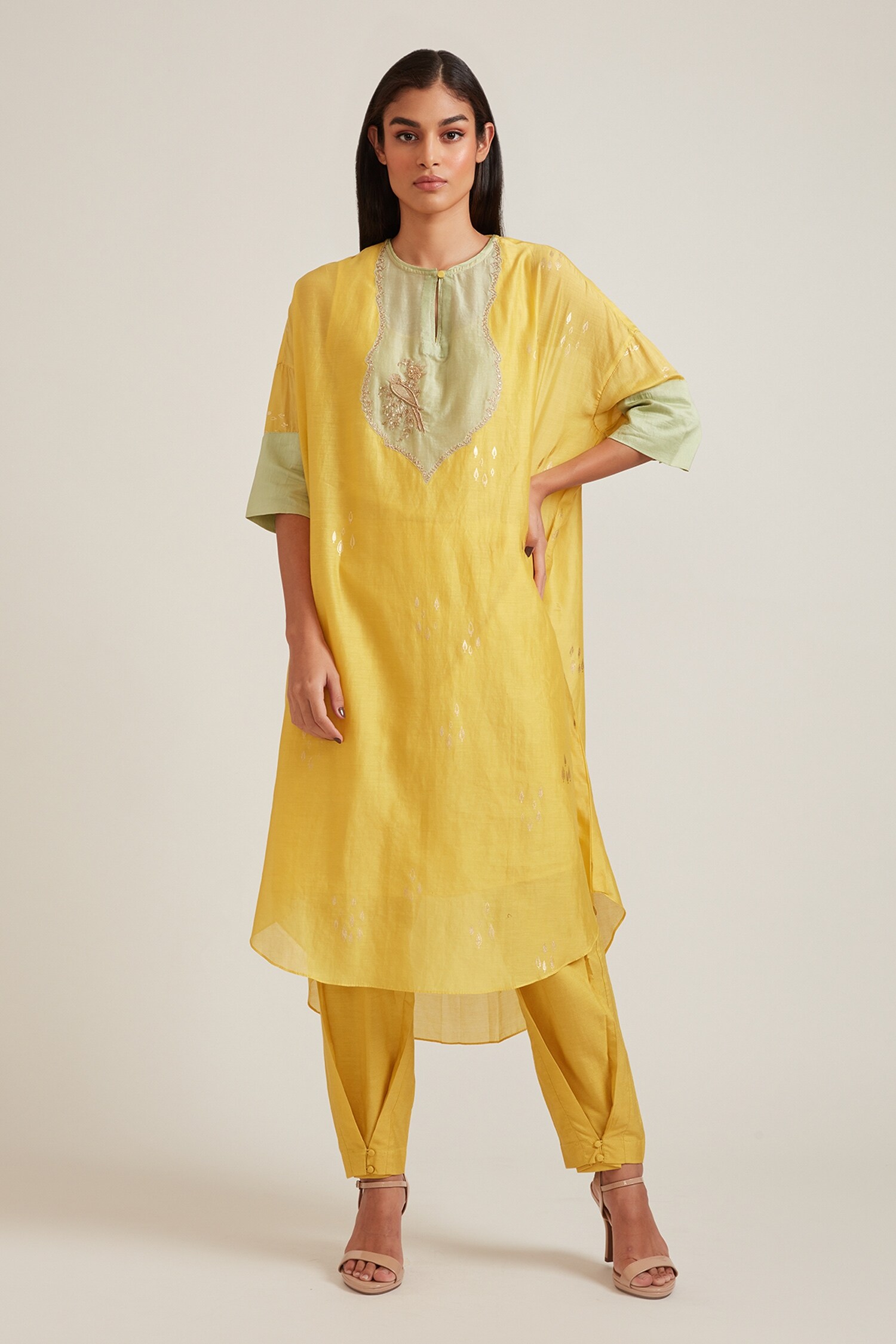 Buy Vamil by Tina & Sonali Green Silk Chanderi Kaftan Kurta And Pant ...